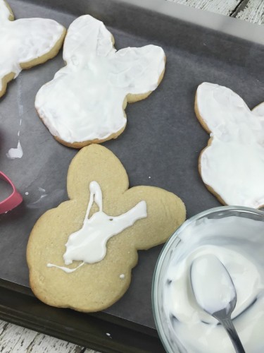Zootopia Party Food Ideas: Bunny Sugar Cookies #zootopia | Mrs. Kathy ...