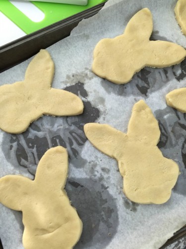 Zootopia Party Food Ideas: Bunny Sugar Cookies #zootopia | Mrs. Kathy ...